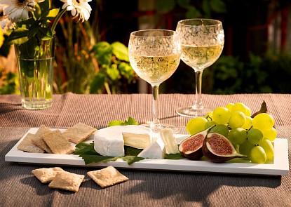 Není sýr jako sýr. Tři tipy jak poznat pravý hermelín od ostatních sýrů ...