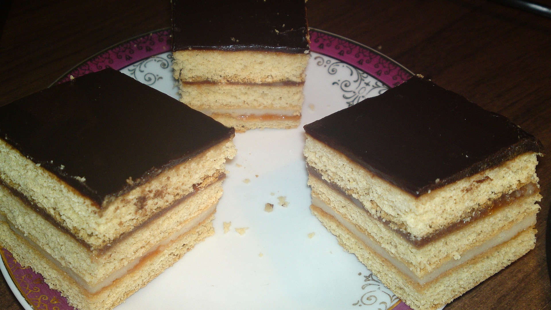 Medový krémeš recept - TopRecepty.cz