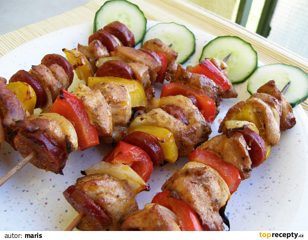Kuřecí špízy recept - TopRecepty.cz