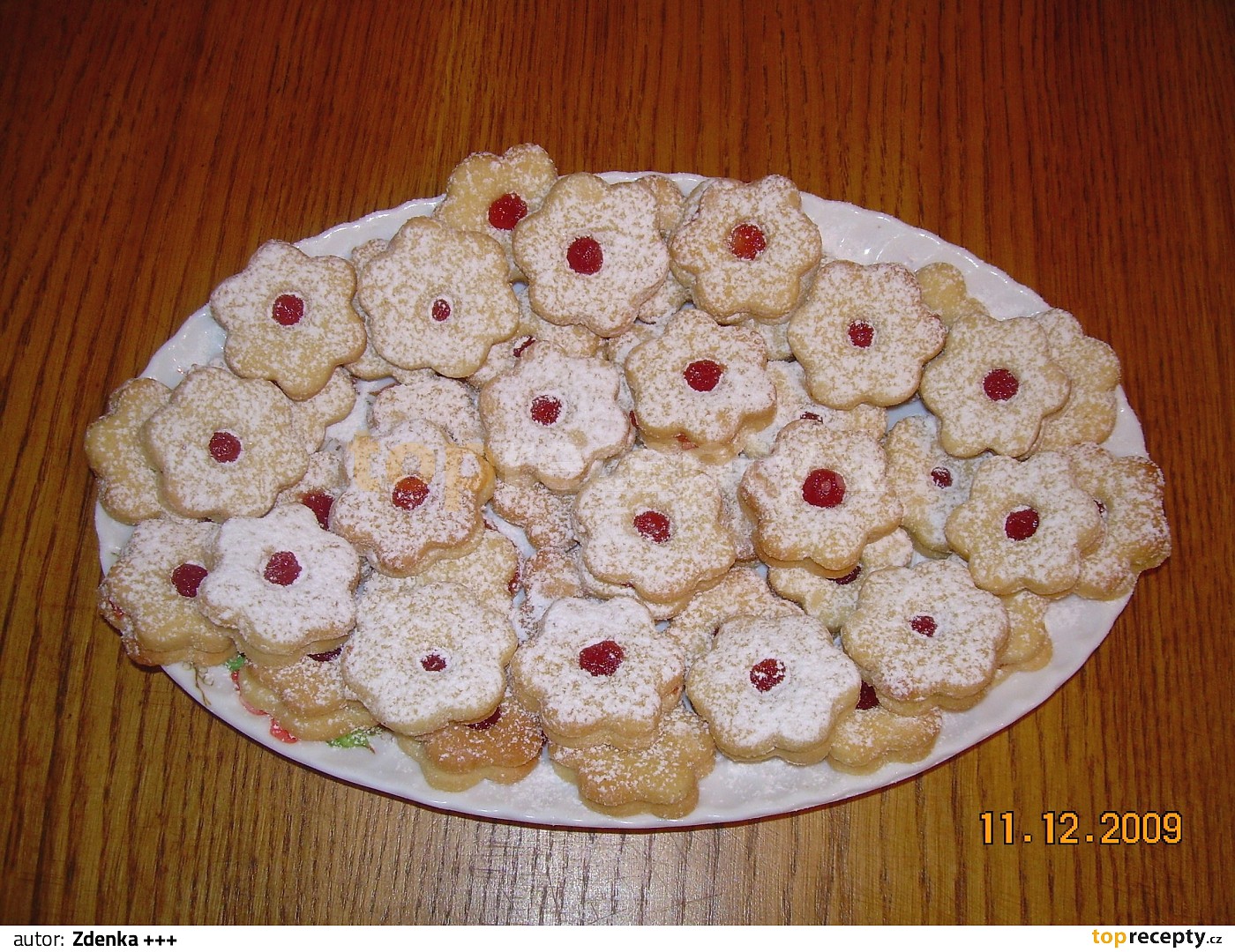 Linecké cukroví recept - TopRecepty.cz