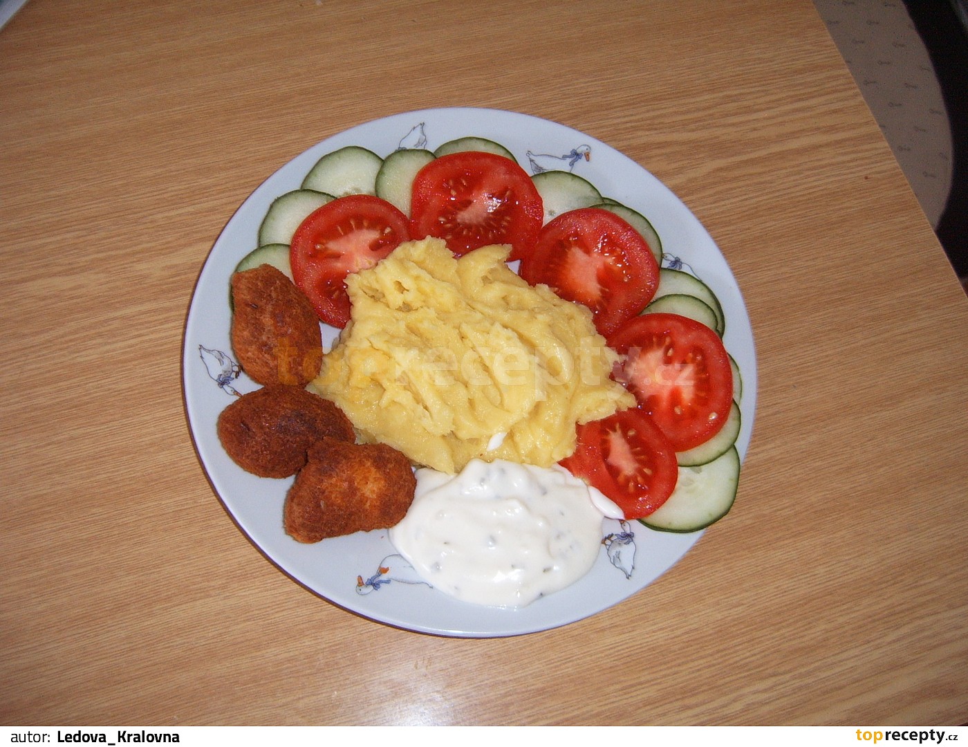 Mini kuřecí řízečky s bramborovou kaší recept - TopRecepty.cz