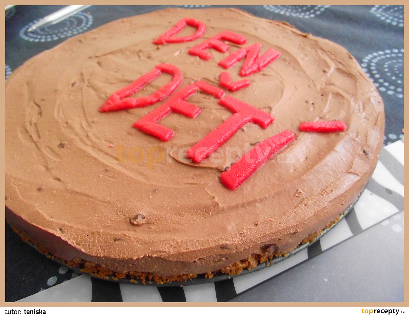 Nepečený čokoládový cheesecake recept - TopRecepty.cz