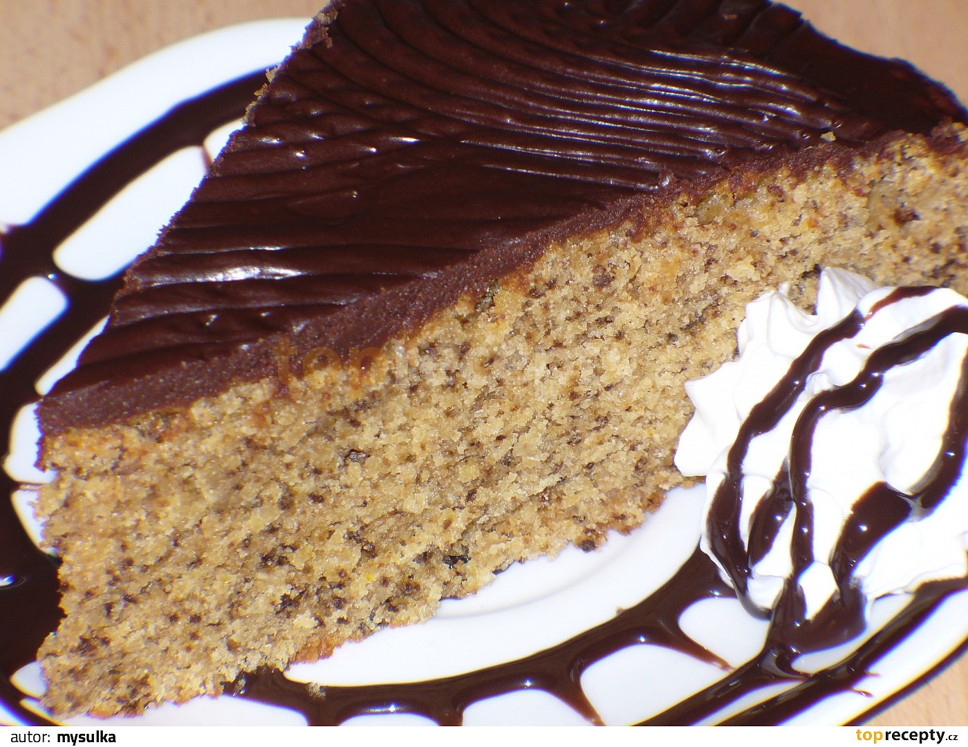 Ořechový koláč recept - TopRecepty.cz