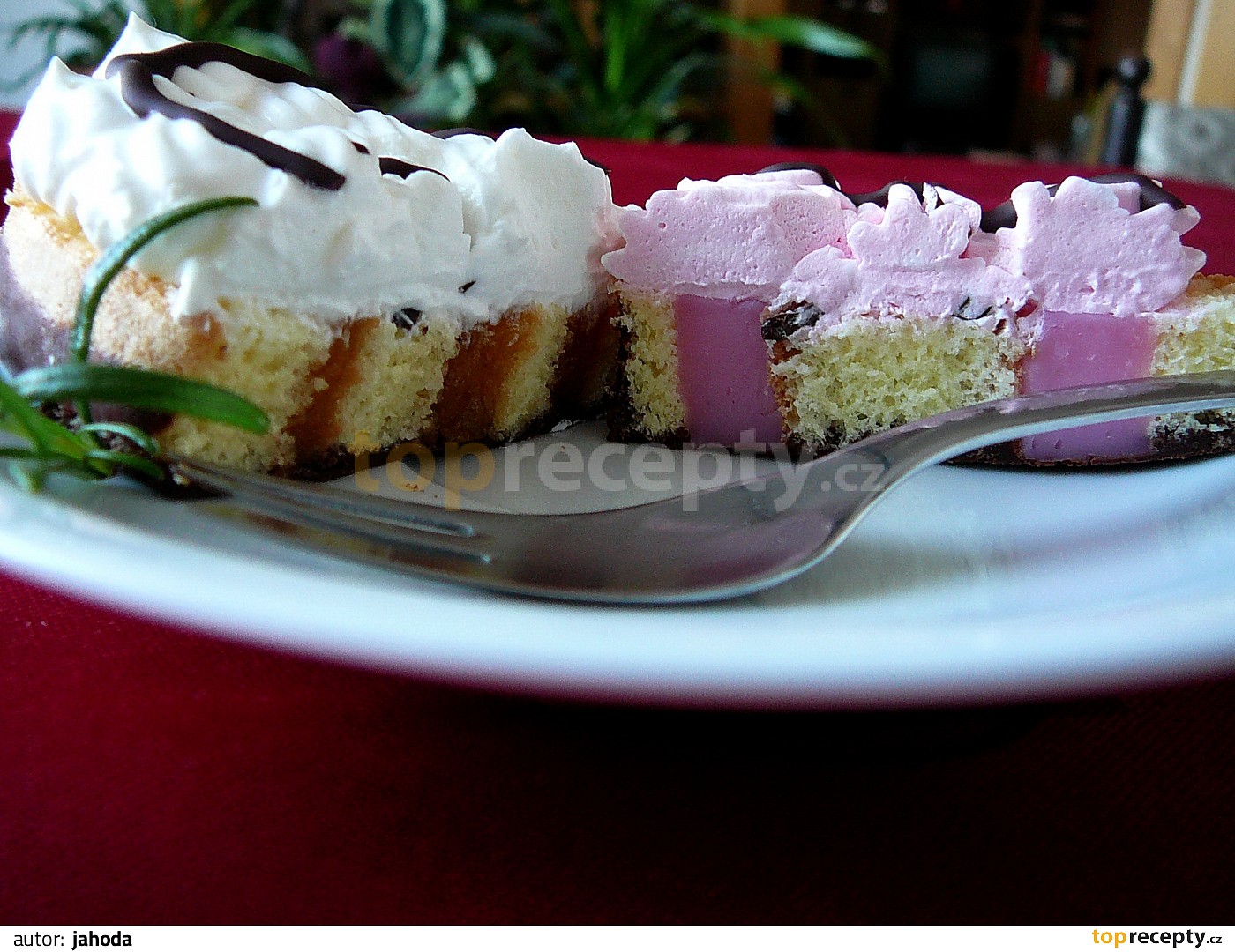 Roládkové zákusky recept - TopRecepty.cz