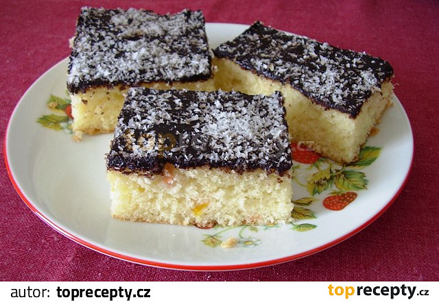 Rychlá kompotová buchta recept - TopRecepty.cz