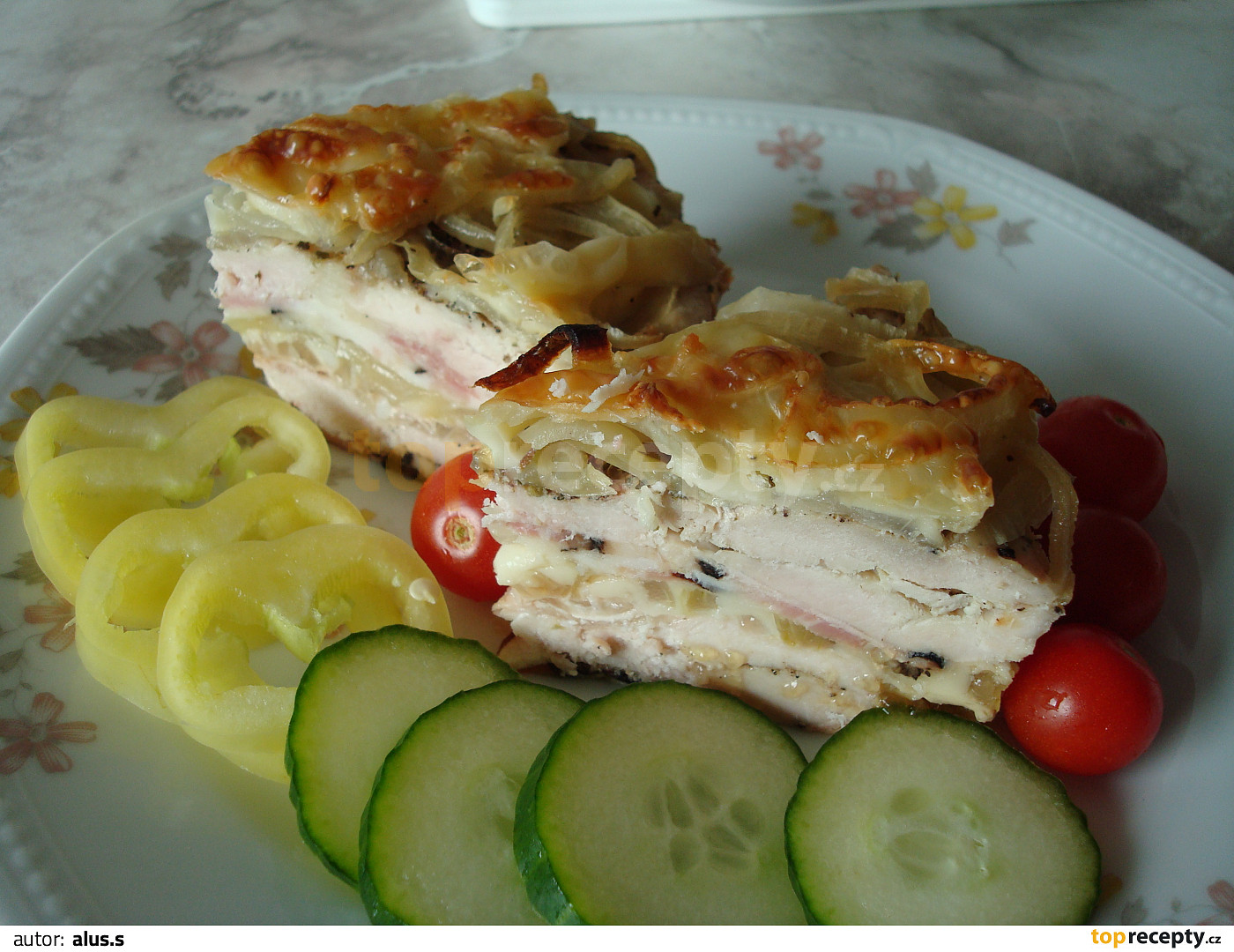 Zapečené kuřecí řízky recept - TopRecepty.cz