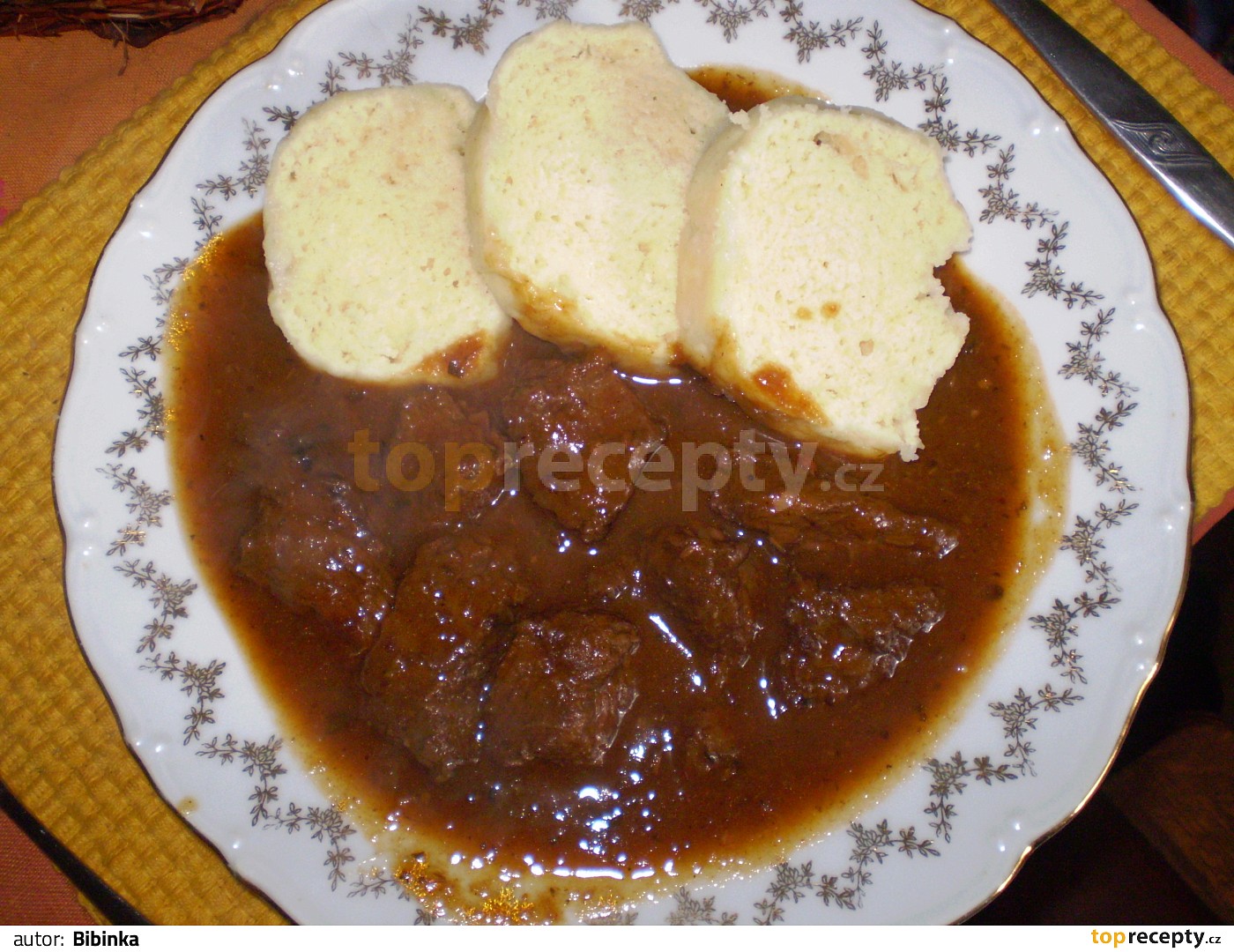 Koňský guláš recept - TopRecepty.cz