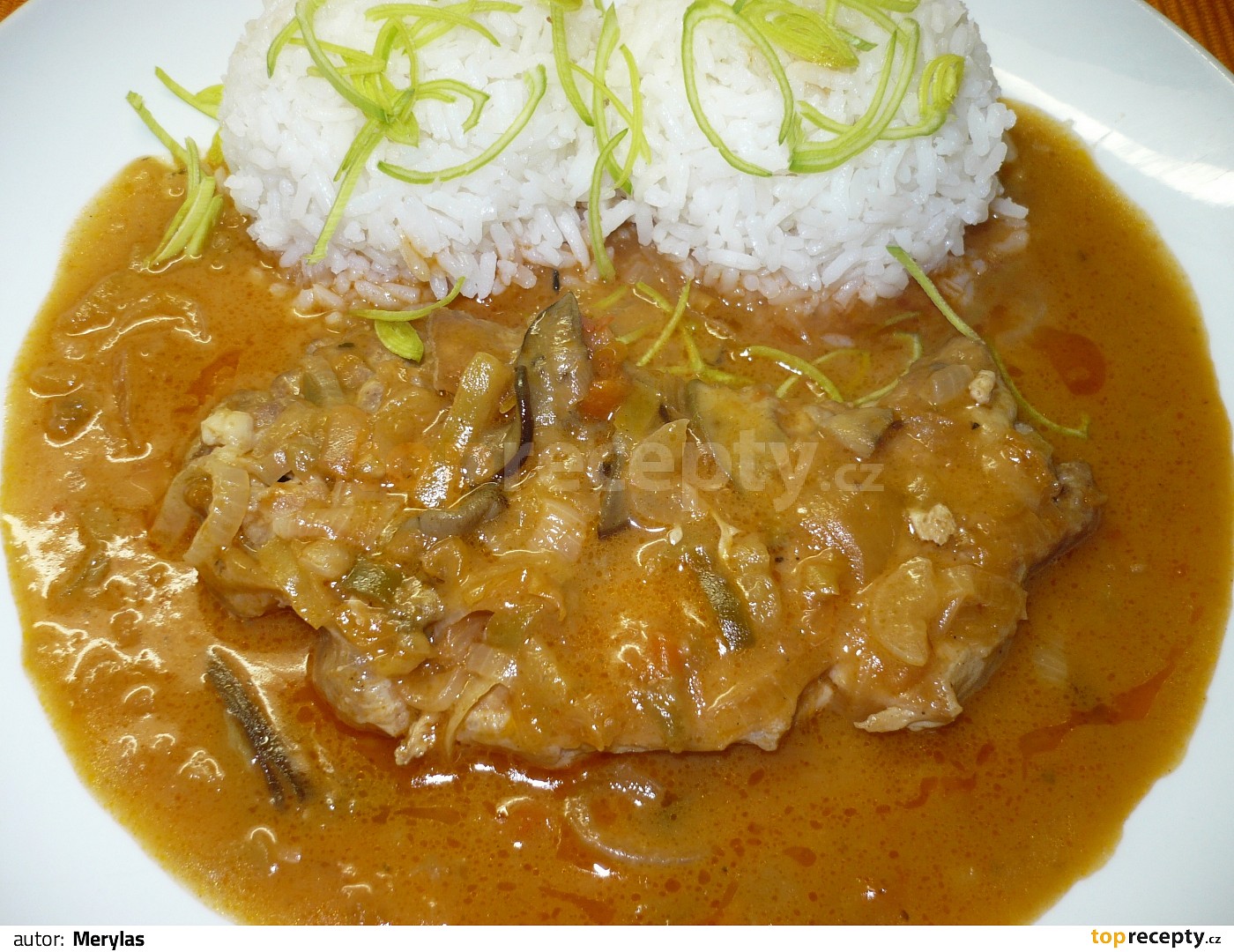 Novohradský vepřový plátek recept - TopRecepty.cz