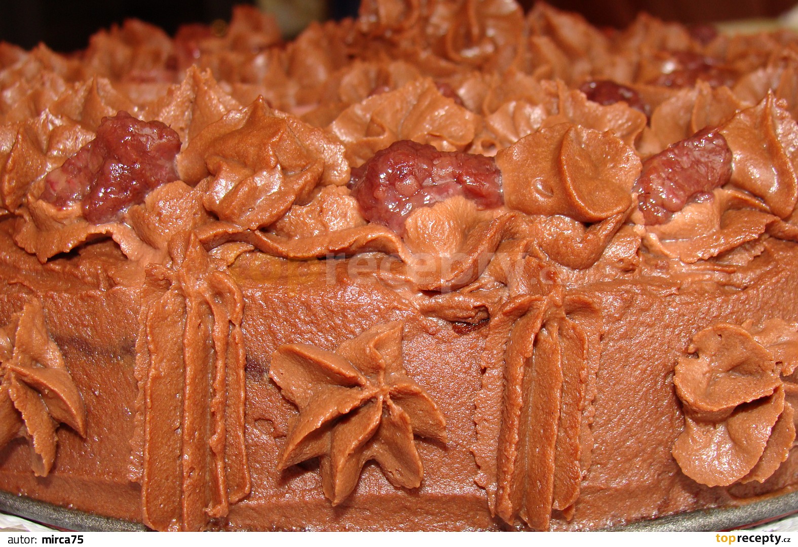 Čokoládový dort s borůvkami - TopRecepty.cz