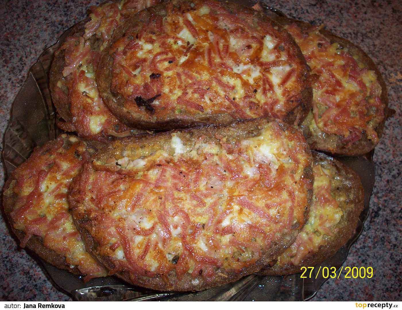 Topinka "SPECIÁL" - TopRecepty.cz