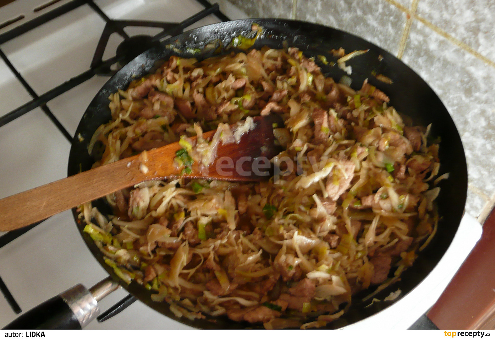 Maso po Sečuánsku recept - TopRecepty.cz