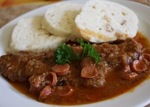 Hovězí po myslivecku recept - TopRecepty.cz