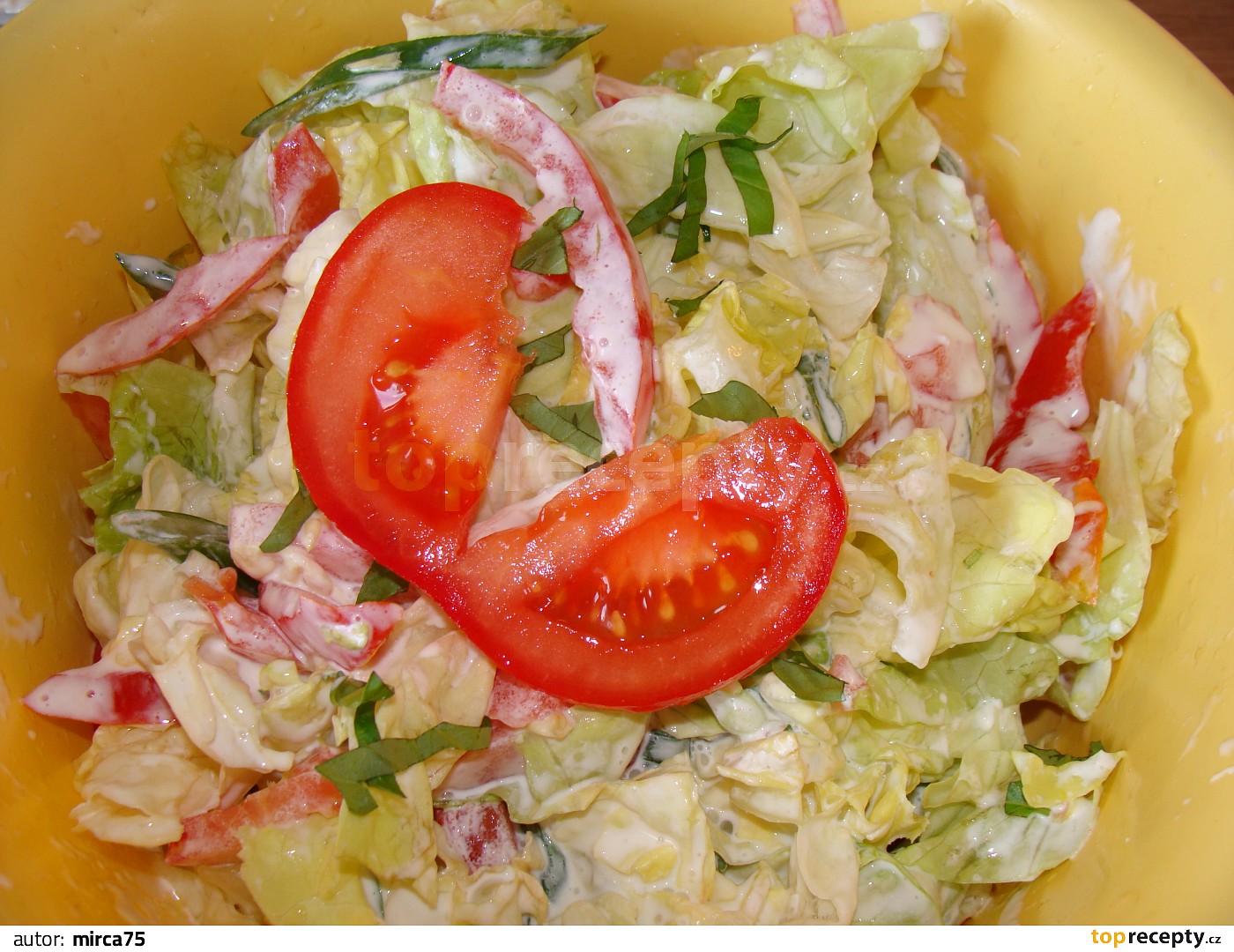 Hlávkový salát míchaný recept - TopRecepty.cz