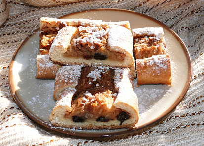 Maminčin jablečný štrúdl - TopRecepty.cz