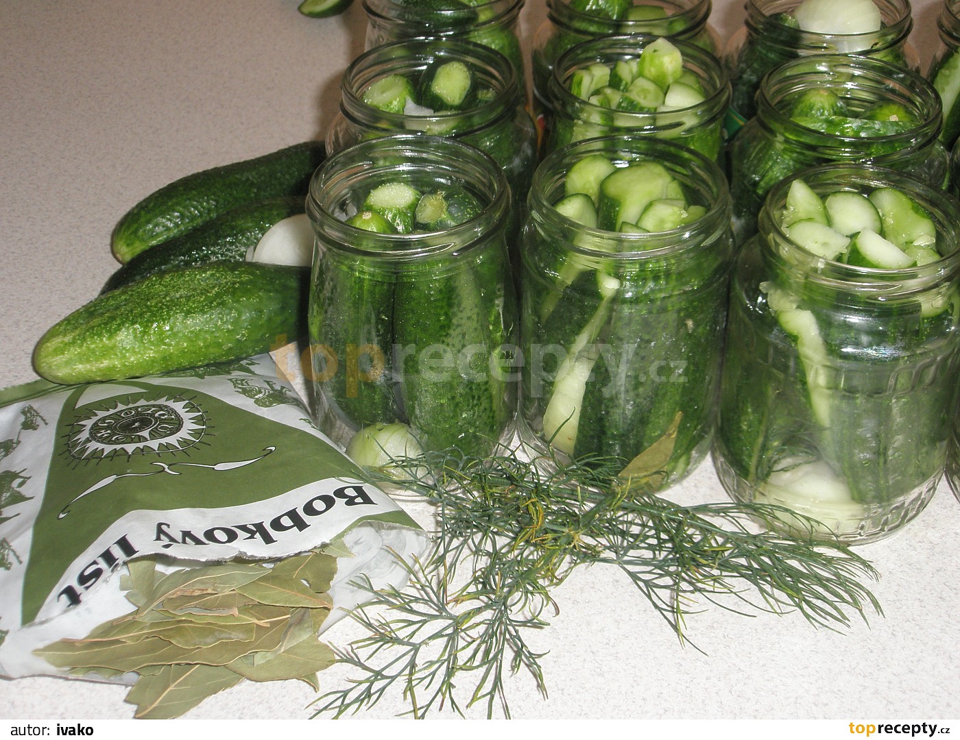 ZNOJEMSKÉ OKURKY recept - TopRecepty.cz