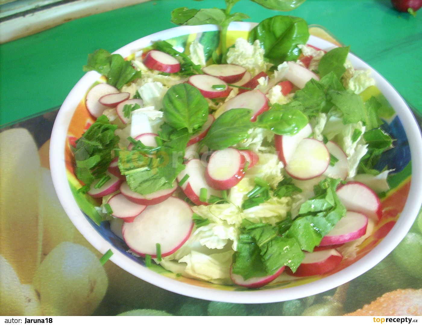 Jarní salát recept - TopRecepty.cz