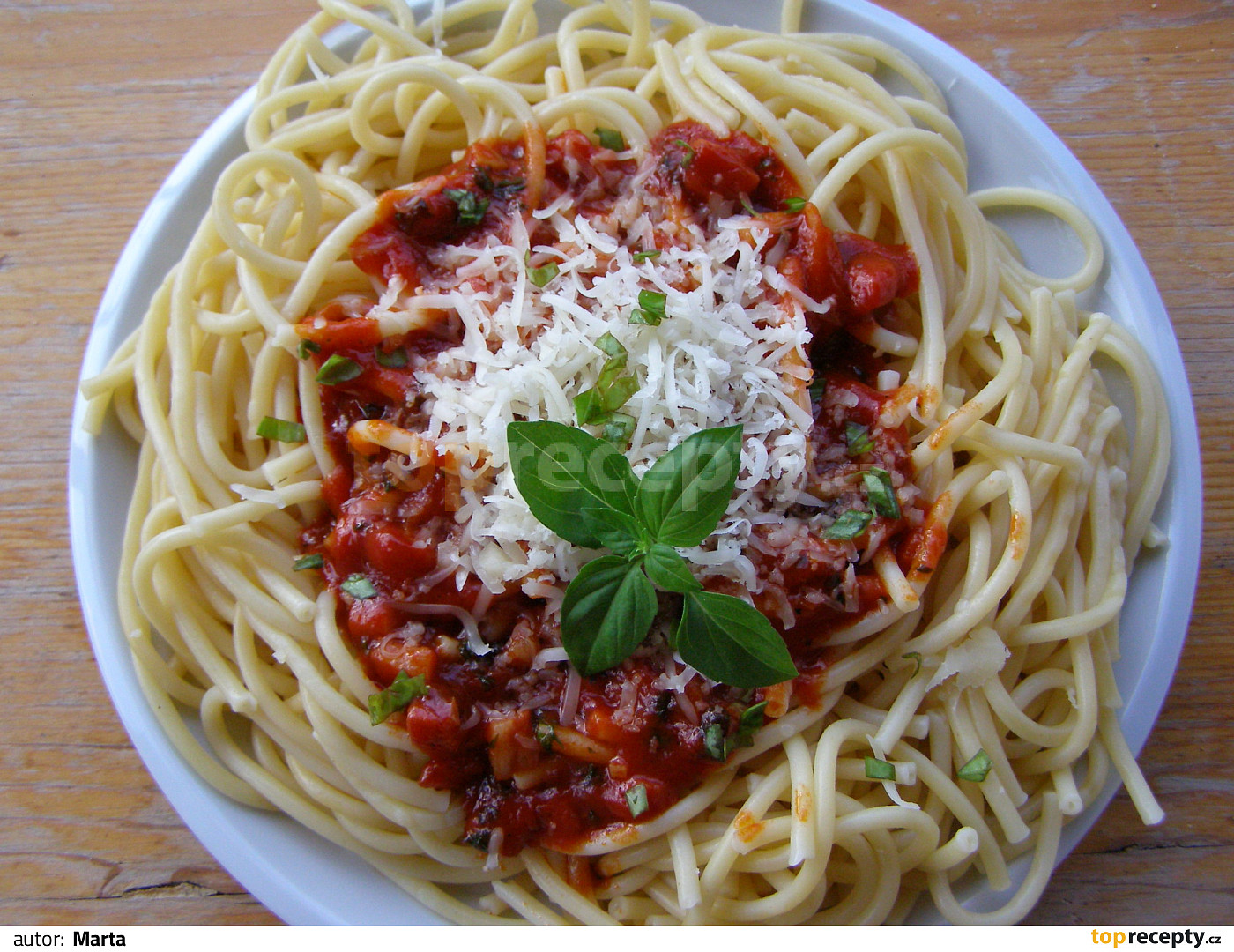 Neapolské makaróny recept - TopRecepty.cz