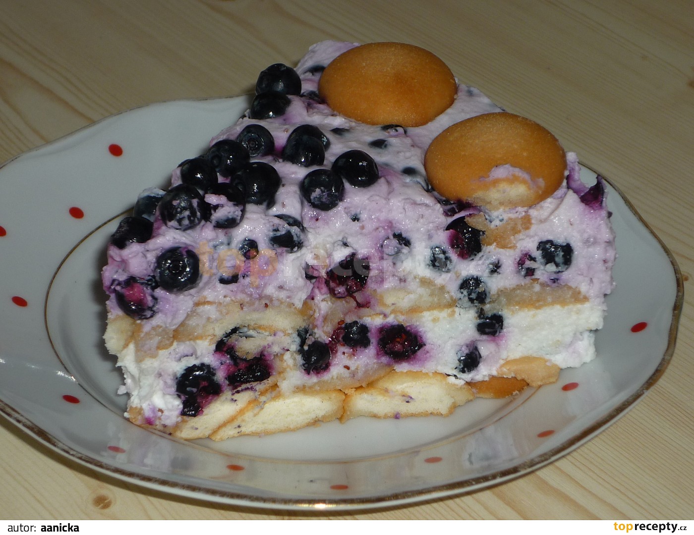 Nepečený tvarohový dort s ovocem recept - TopRecepty.cz