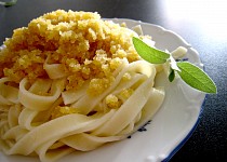 Loupáčky s medem recept - TopRecepty.cz
