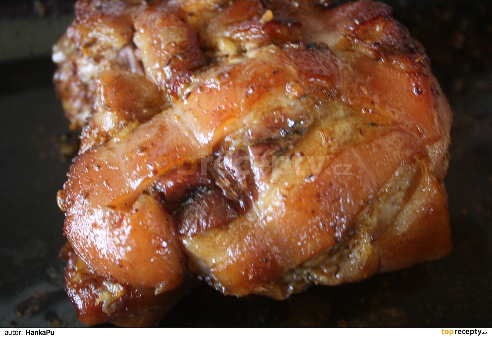 Vepřové koleno na pivě recept - TopRecepty.cz