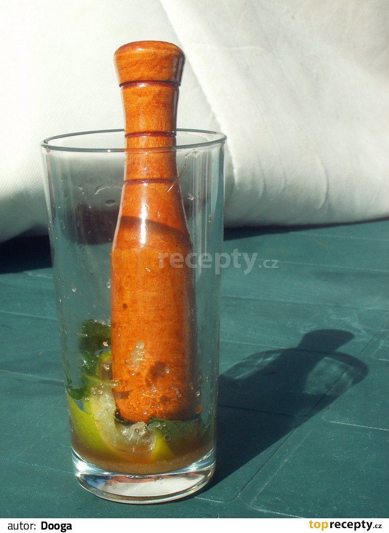 MOCHITO (Mojito) recept - TopRecepty.cz
