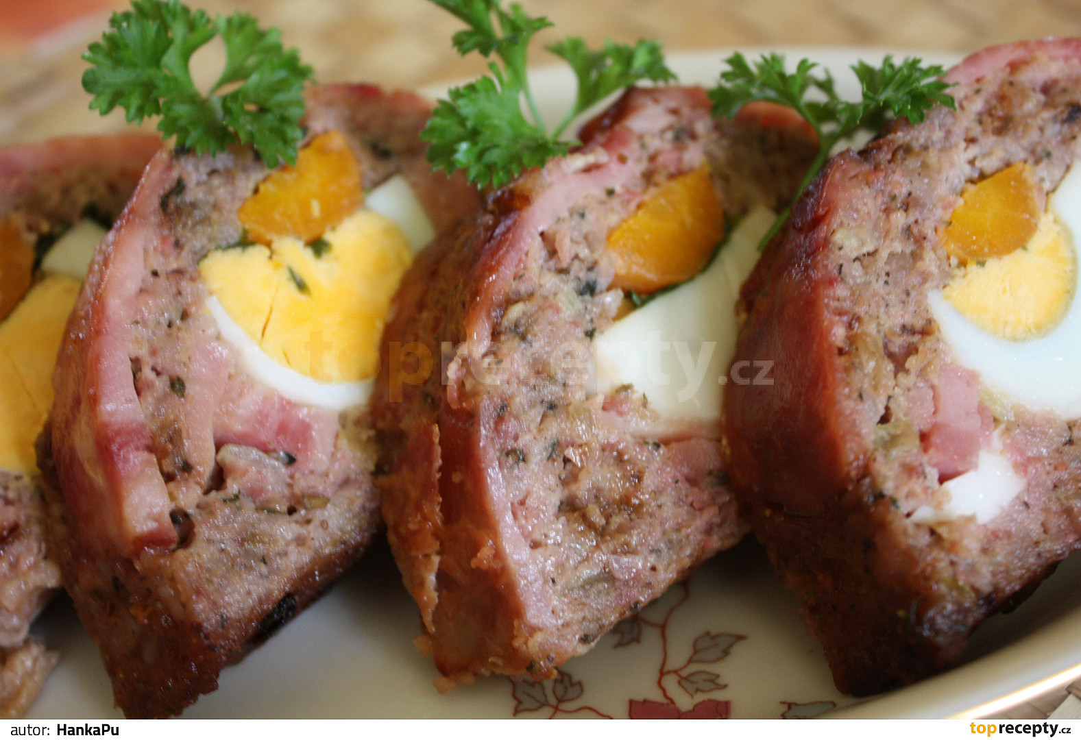 Plněná sekaná recept - TopRecepty.cz