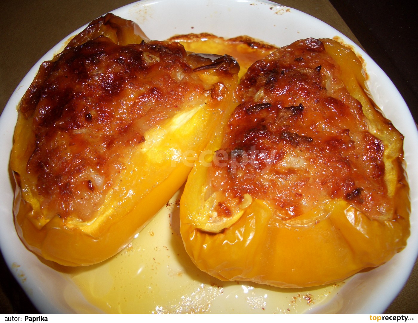 Plněné papriky olomouckými tvarůžky recept - TopRecepty.cz