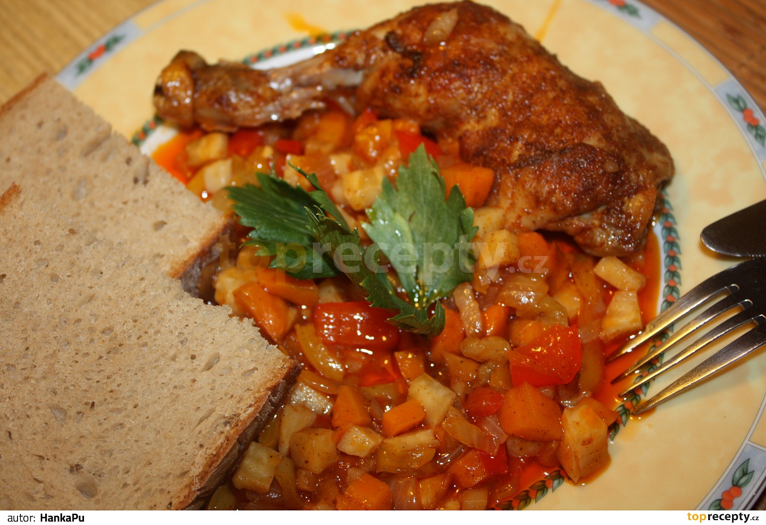 Kuřecí perkelt se zeleninou recept - TopRecepty.cz