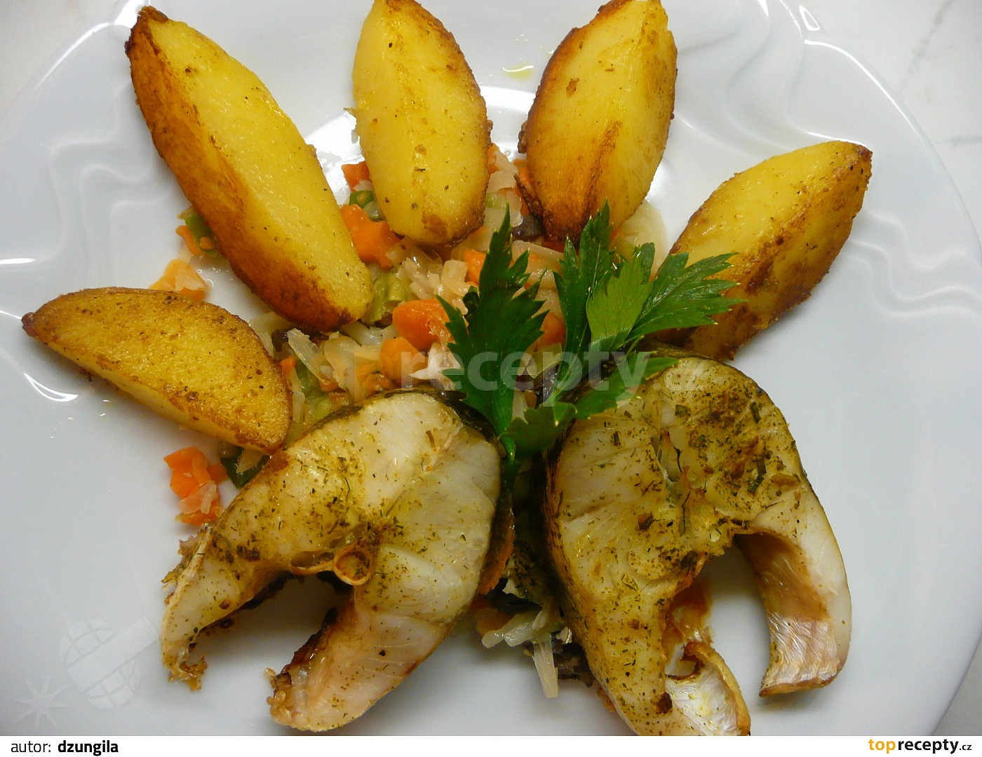 Pečený candát s máslovou zeleninou recept - TopRecepty.cz