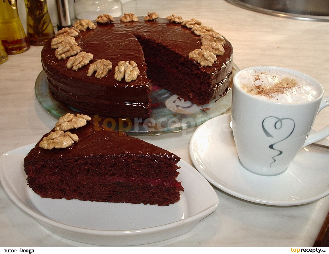 Sachr dort z jablek recept - TopRecepty.cz