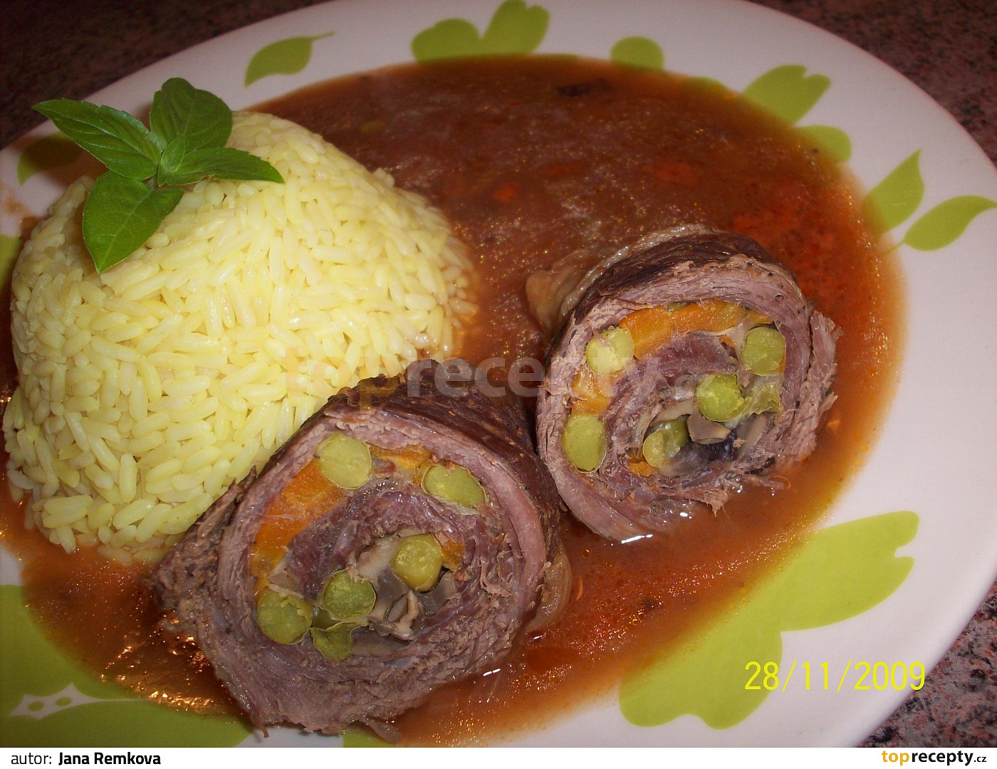 Plněné hovězí maso recept - TopRecepty.cz