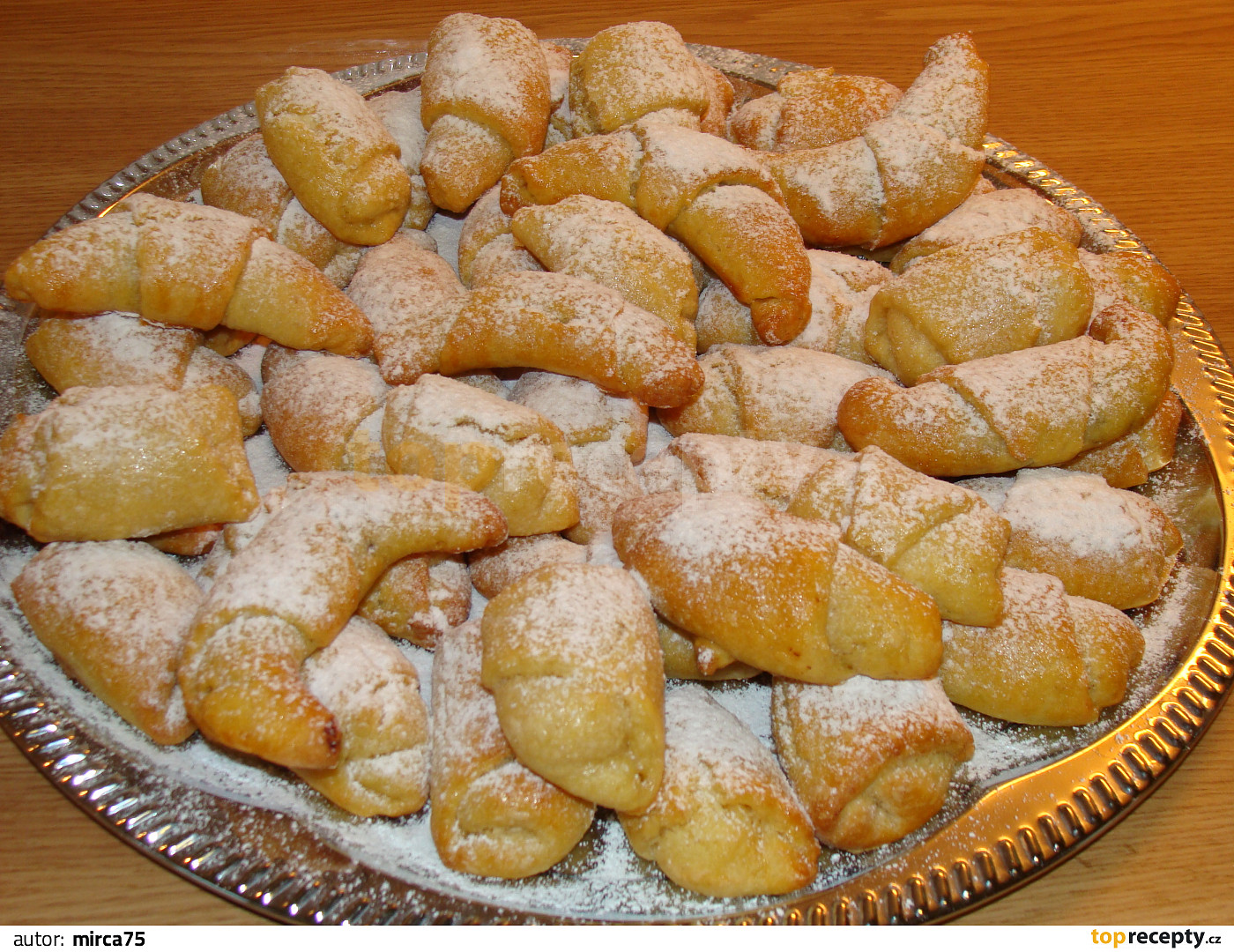 Sladké rohlíčky od babičky recept - TopRecepty.cz