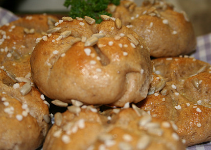 Celozrnné housky - TopRecepty.cz