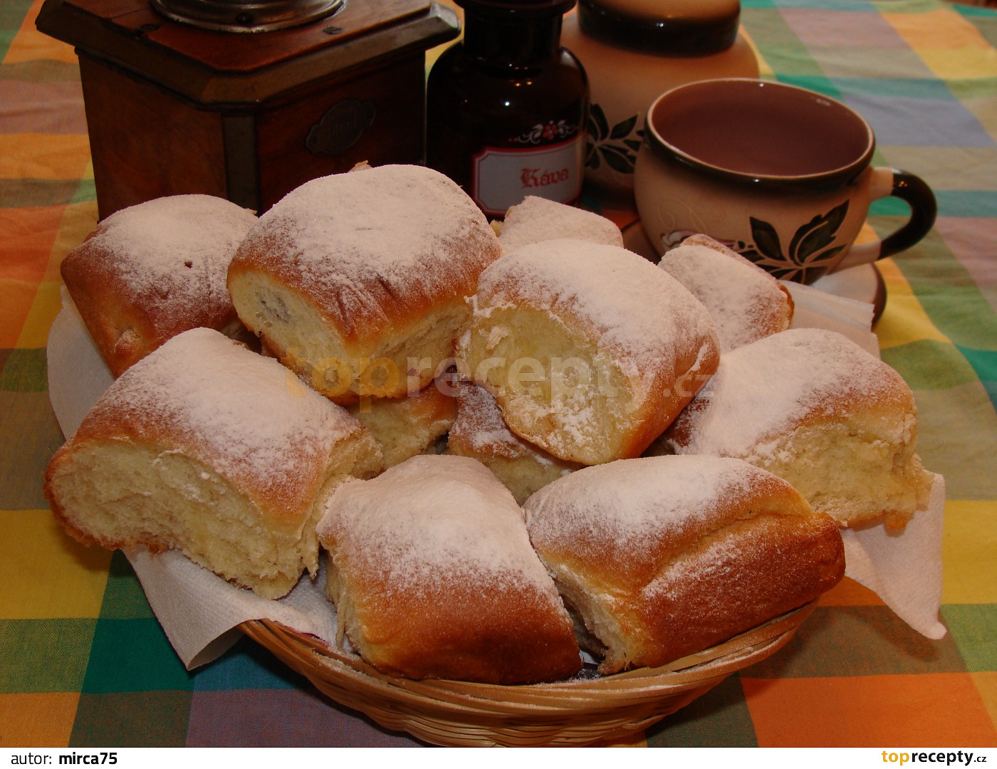 Nejúžasnější buchty od babičky recept - TopRecepty.cz