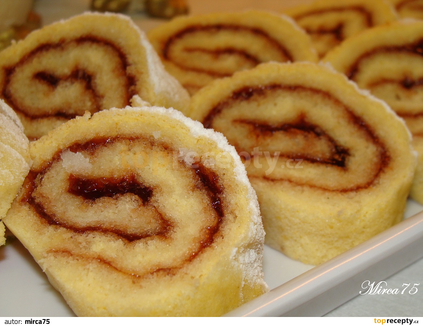 Piškotová roláda 4 recept - TopRecepty.cz