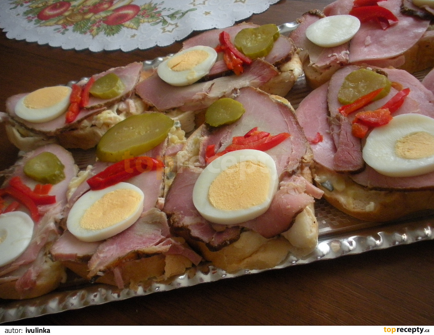 Výborné chlebíčky recept - TopRecepty.cz