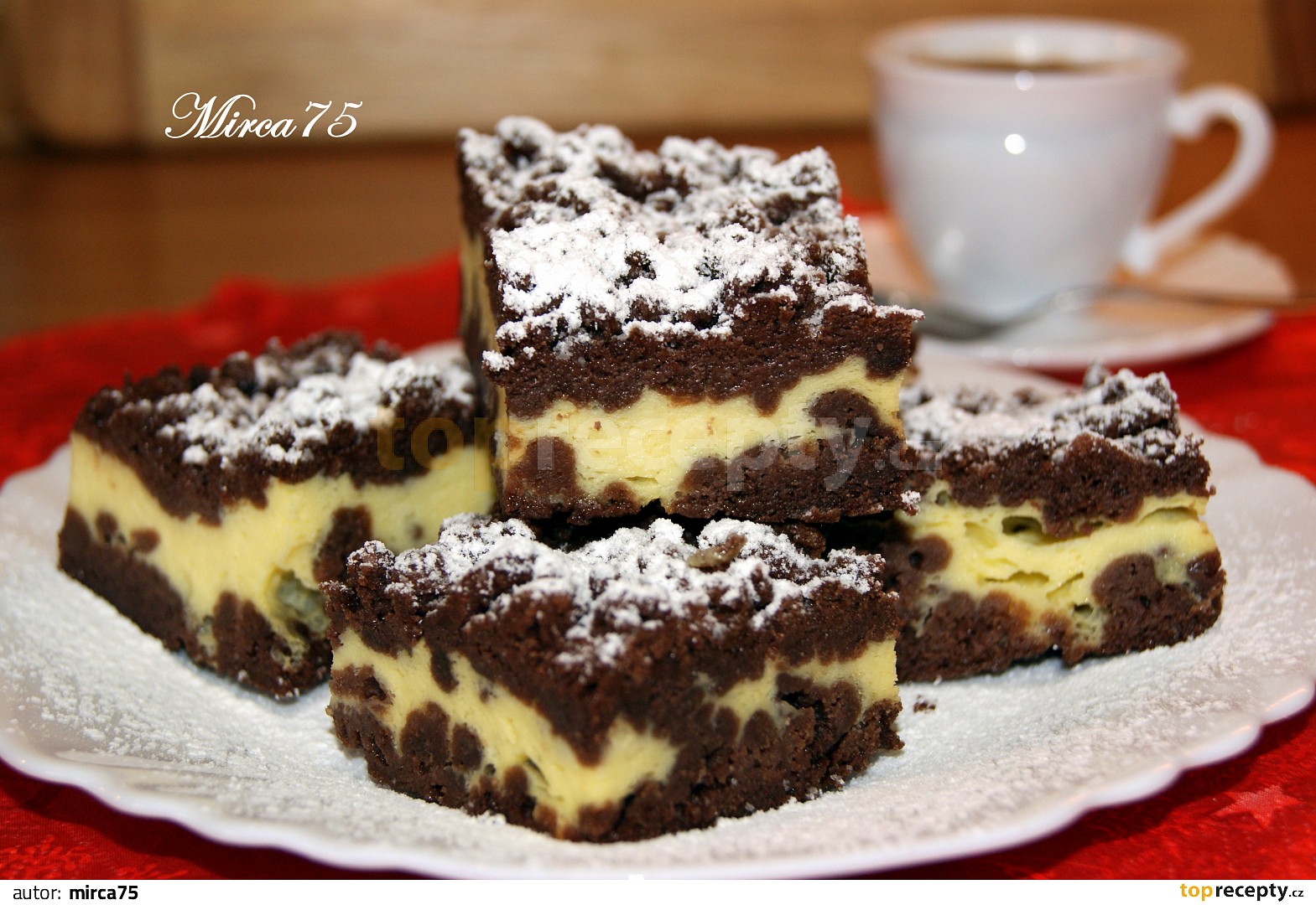 Strouhaná buchta II recept - TopRecepty.cz