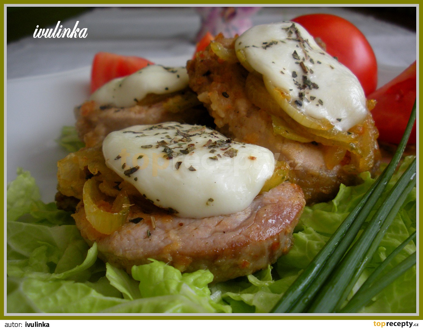 Medailonky z panenky s mozarellou recept - TopRecepty.cz