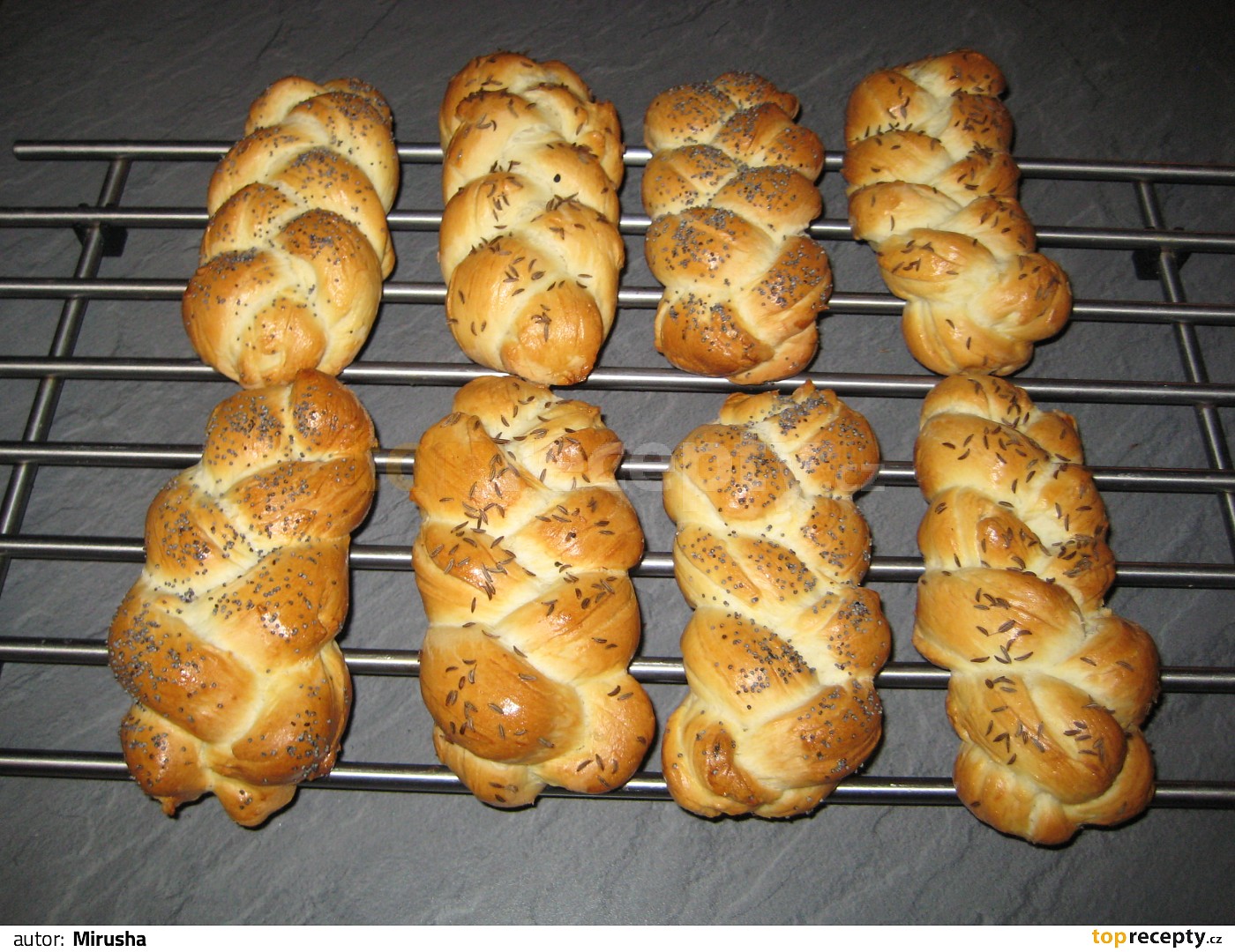 Domácí housky recept - TopRecepty.cz