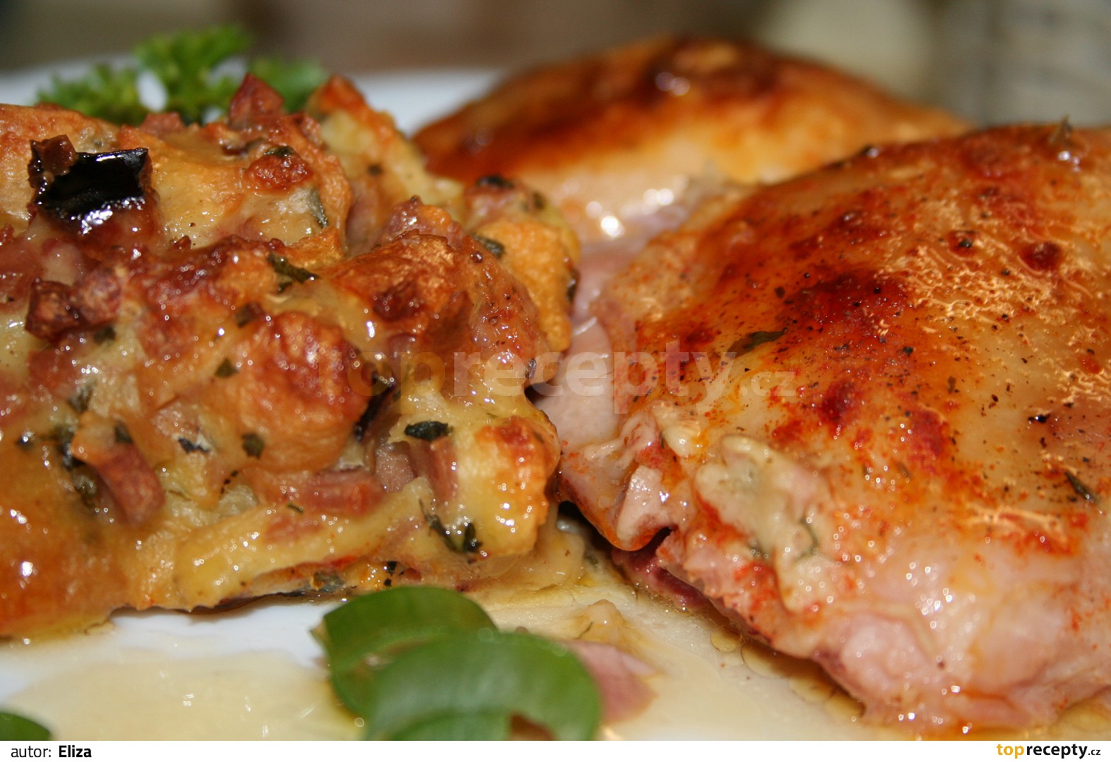 Zapečené kuře s nádivkou recept - TopRecepty.cz