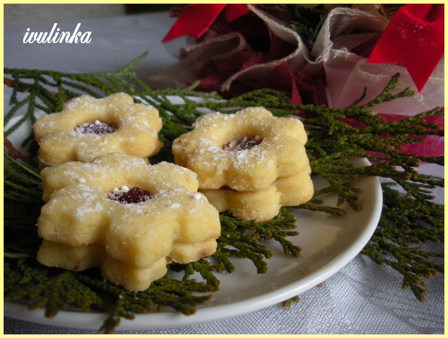 Linecké cukroví recept - TopRecepty.cz