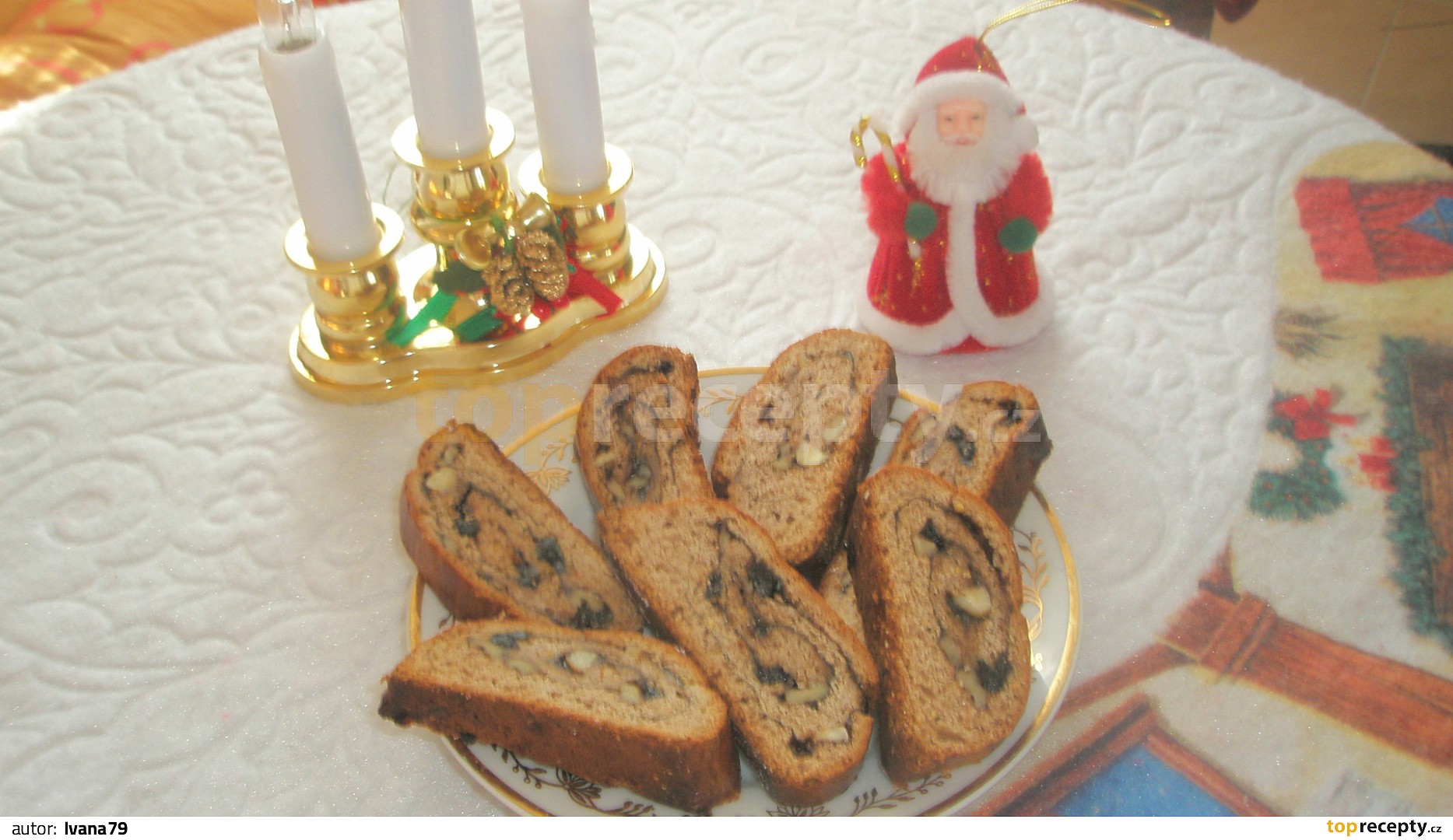 Perníkový závin recept - TopRecepty.cz