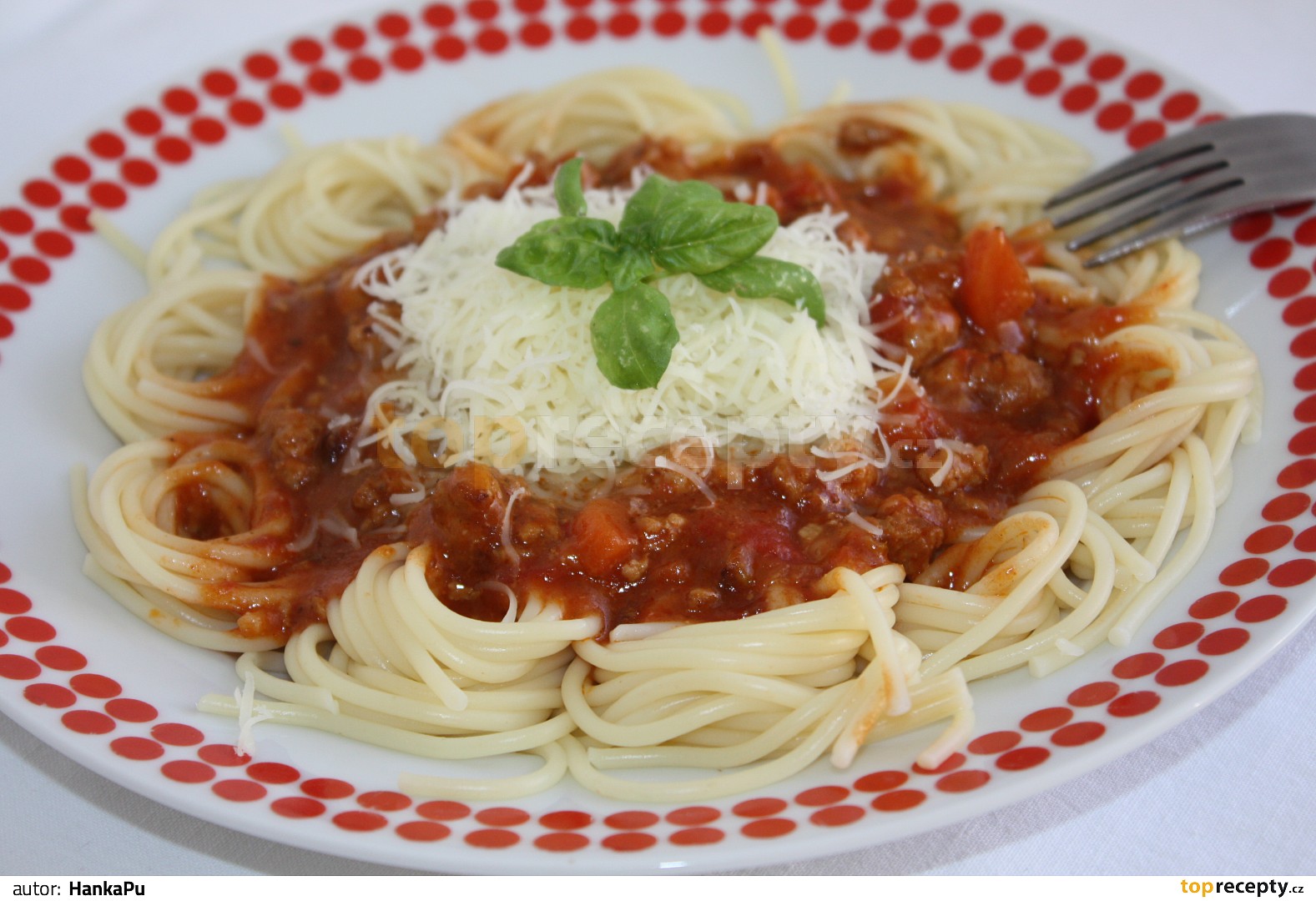 Boloňská omáčka recept - TopRecepty.cz