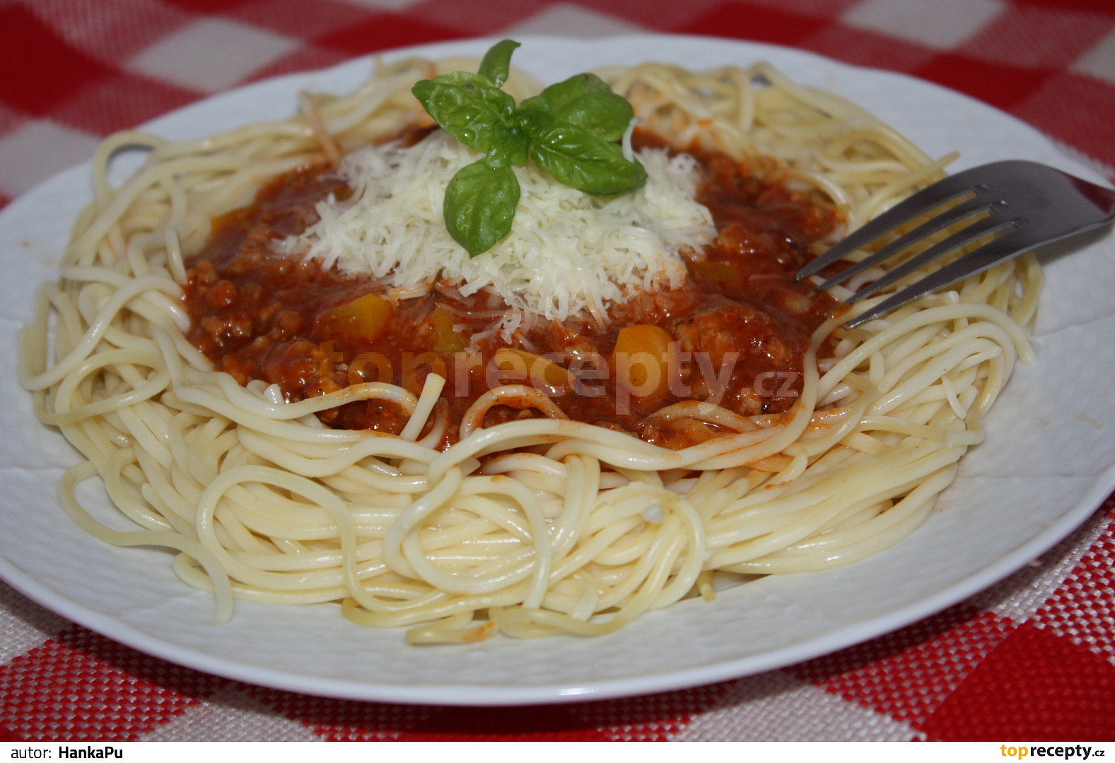 Boloňské špagety III recept - TopRecepty.cz