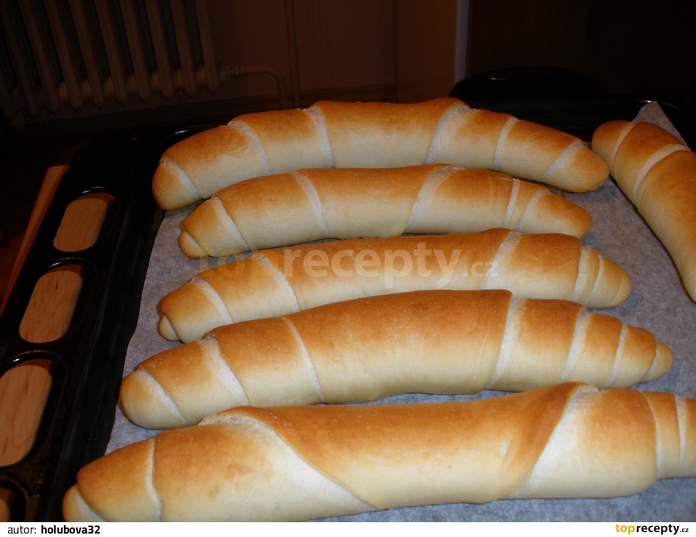 Klasické české rohlíky recept - TopRecepty.cz