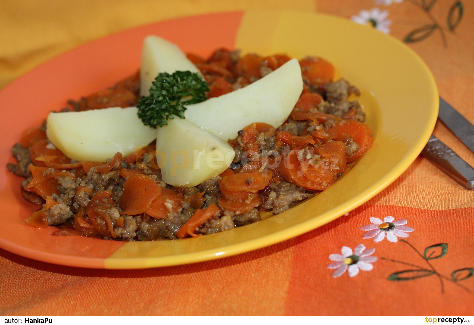 Mleté maso v mrkvi recept - TopRecepty.cz