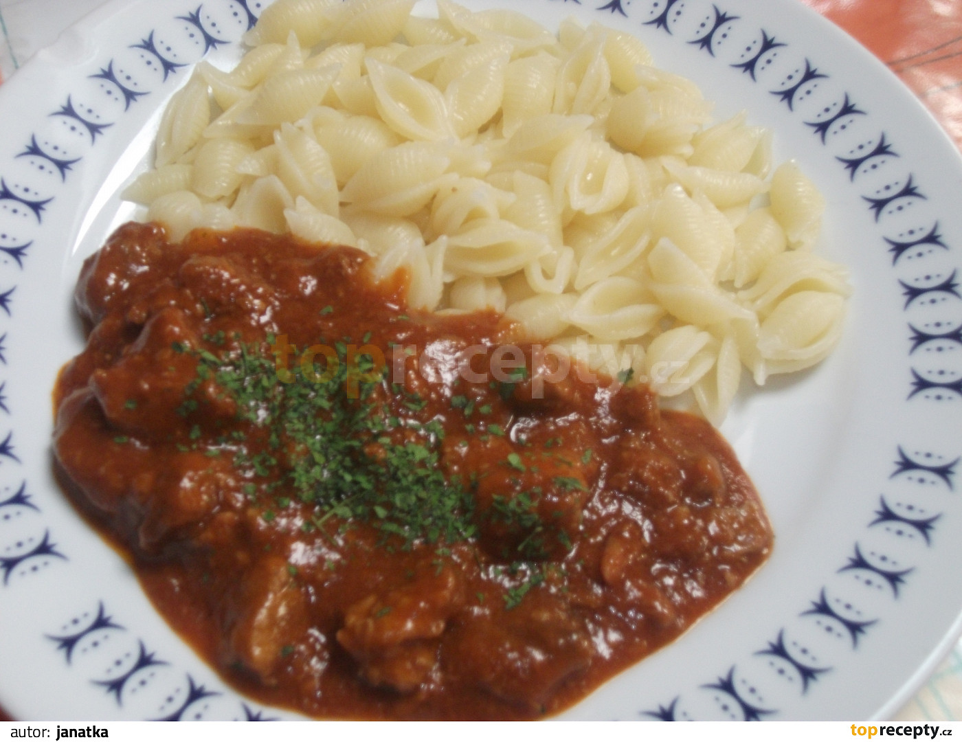Hovězí tokáň na víně - oblíbené jídlo Václava Havla recept - TopRecepty.cz