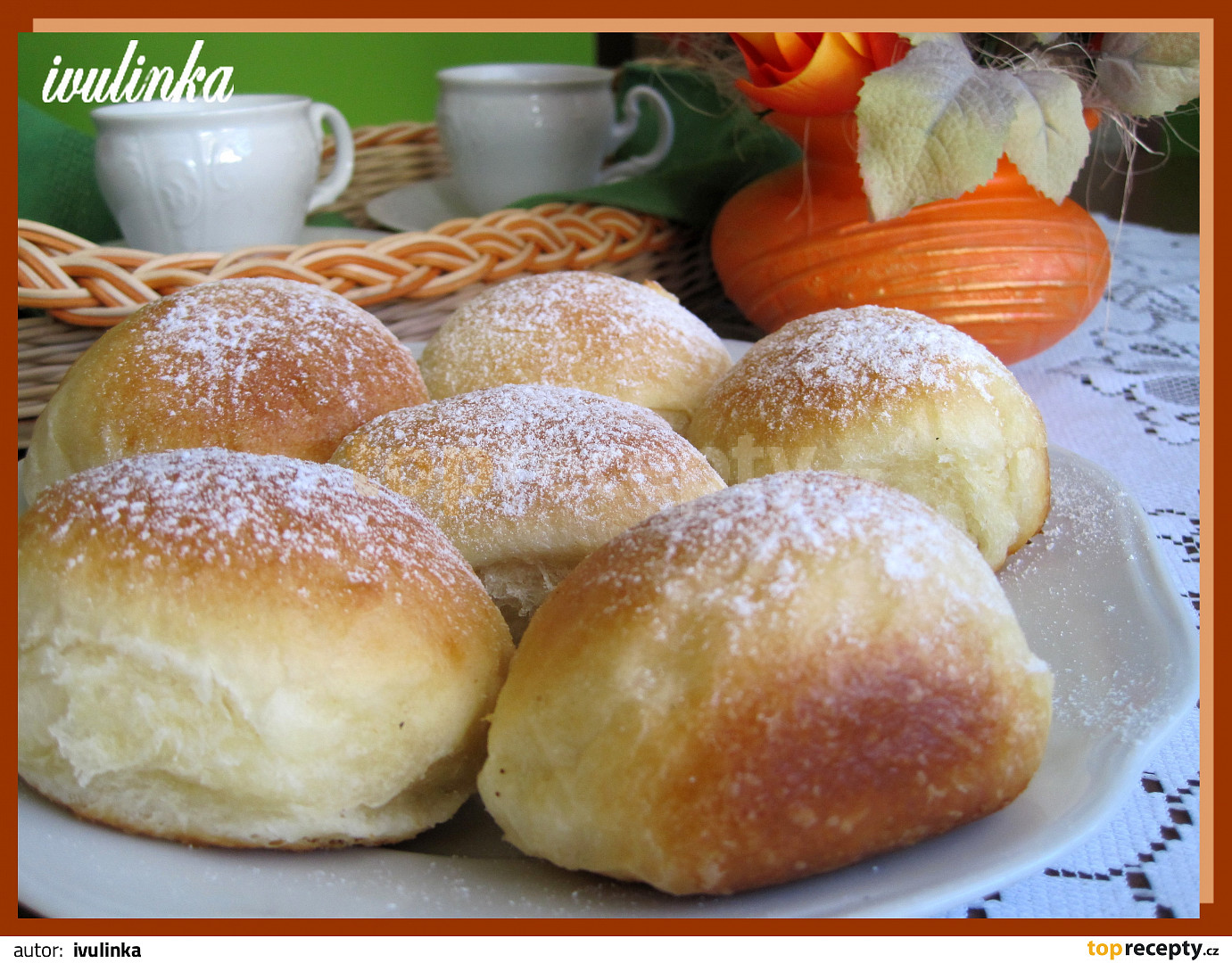 Kynuté buchty plněné marmeládou recept - TopRecepty.cz