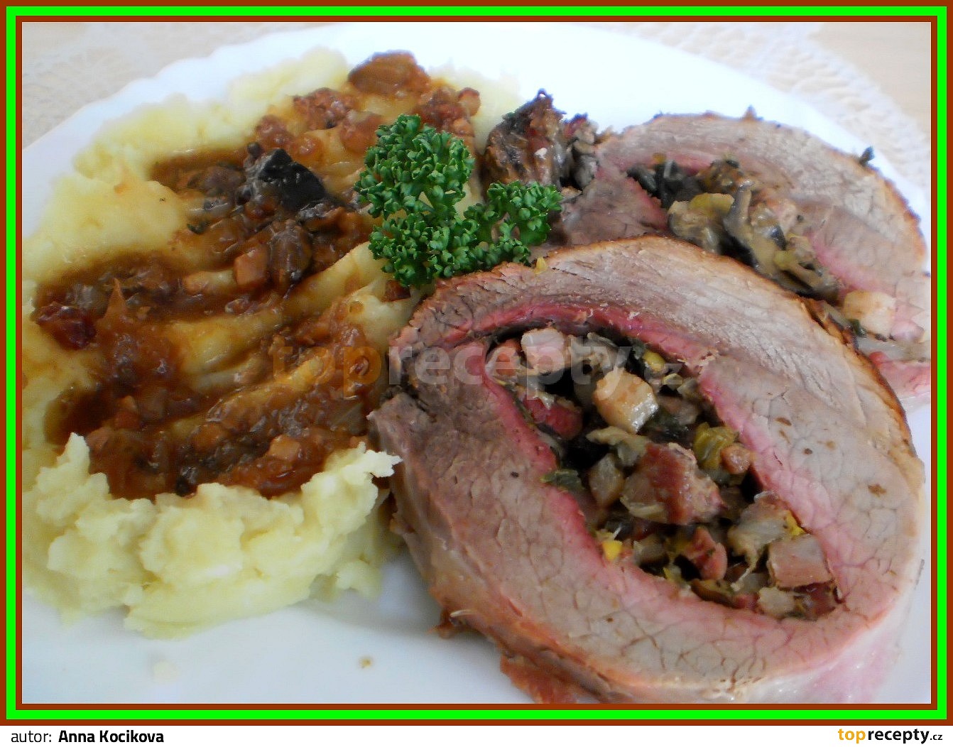 Plněné vepřové plecko recept - TopRecepty.cz