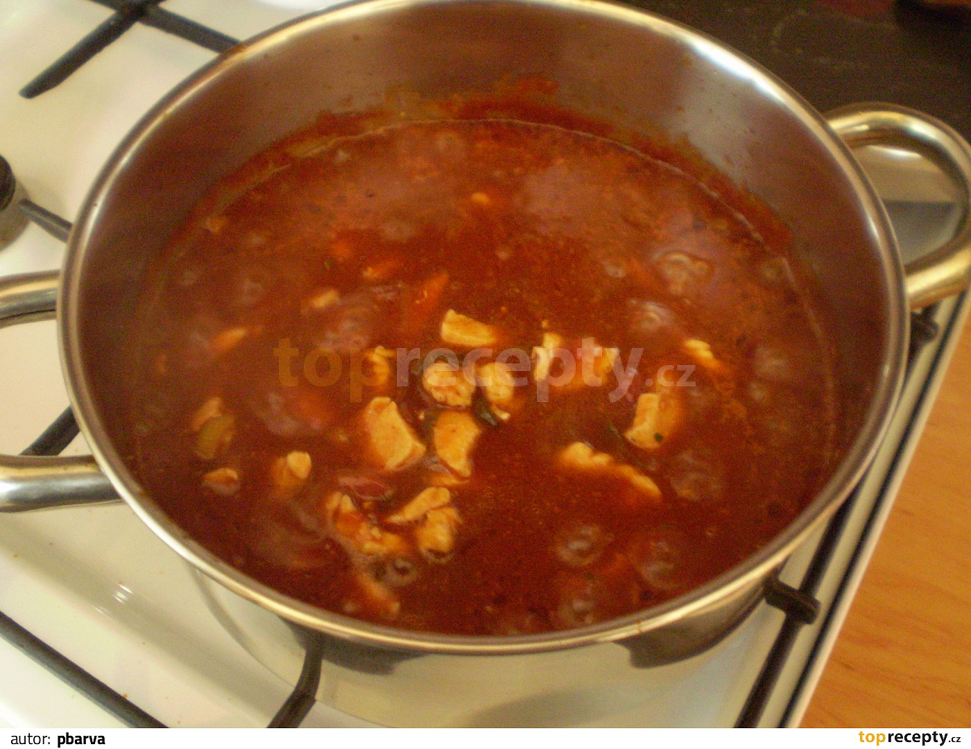 Kuřecí nudličky po Sečuánsku recept - TopRecepty.cz